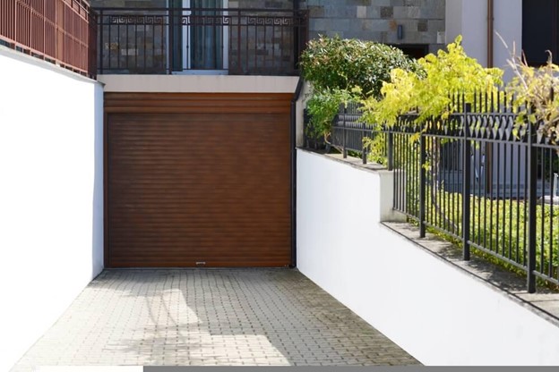 Comparison Between Sectional & Roller Garage Doors